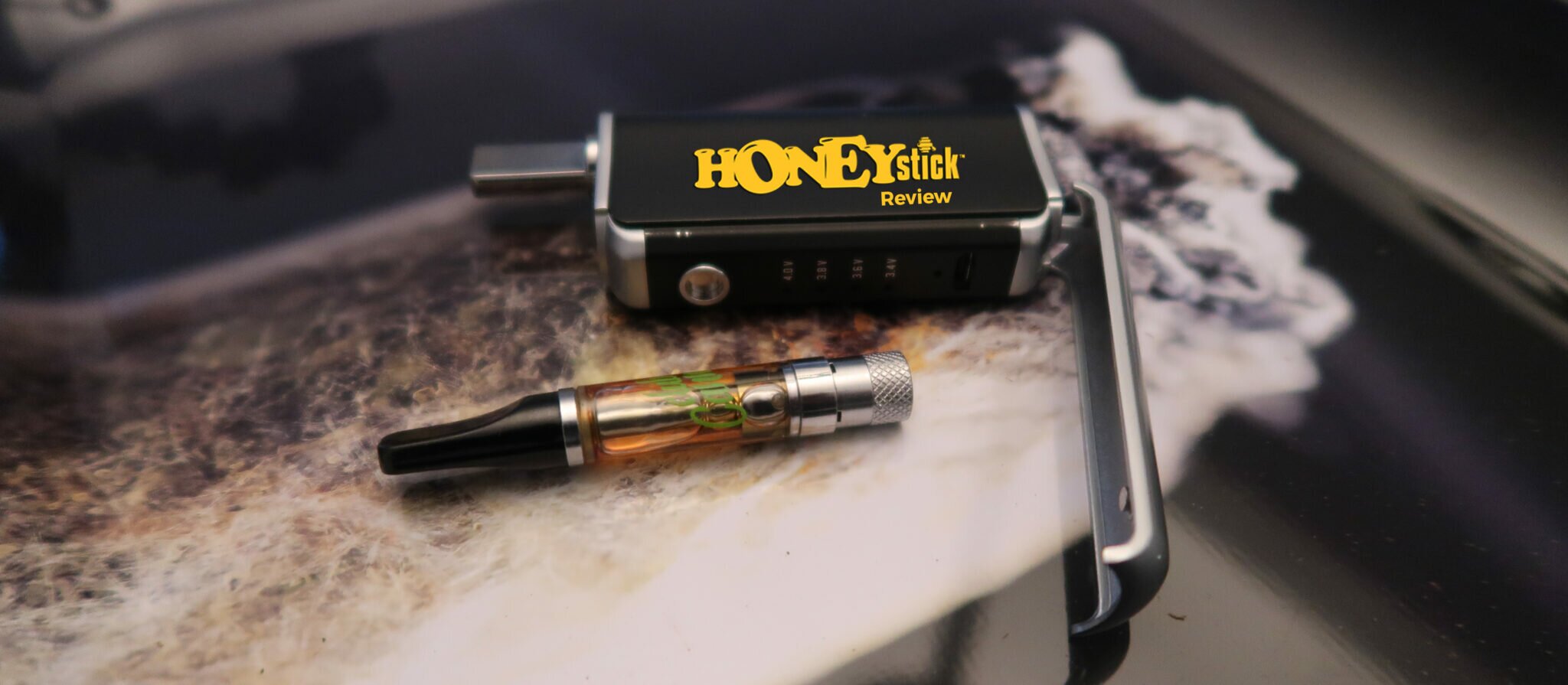 HONEYstick Squeezebox Phantom Vaporizer Review - Extract Magazine