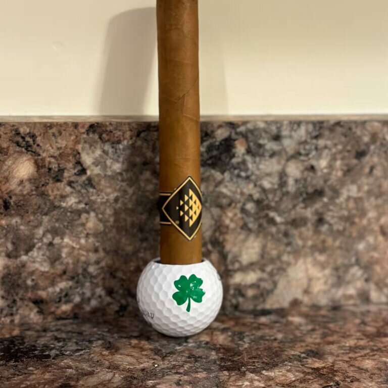 Weed Gifts for Golfers (Weed Gift Guide) - Extract Magazine